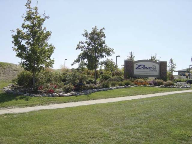 The Den At Fox Creek - Bloomington-Normal, Illinois
