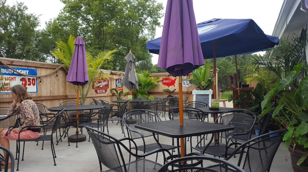 Lake Road Inn - Bloomington-Normal, Illinois