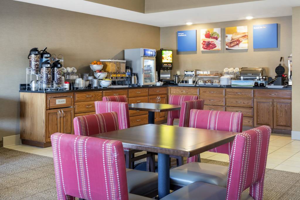 Comfort Suites East - Bloomington-Normal, Illinois