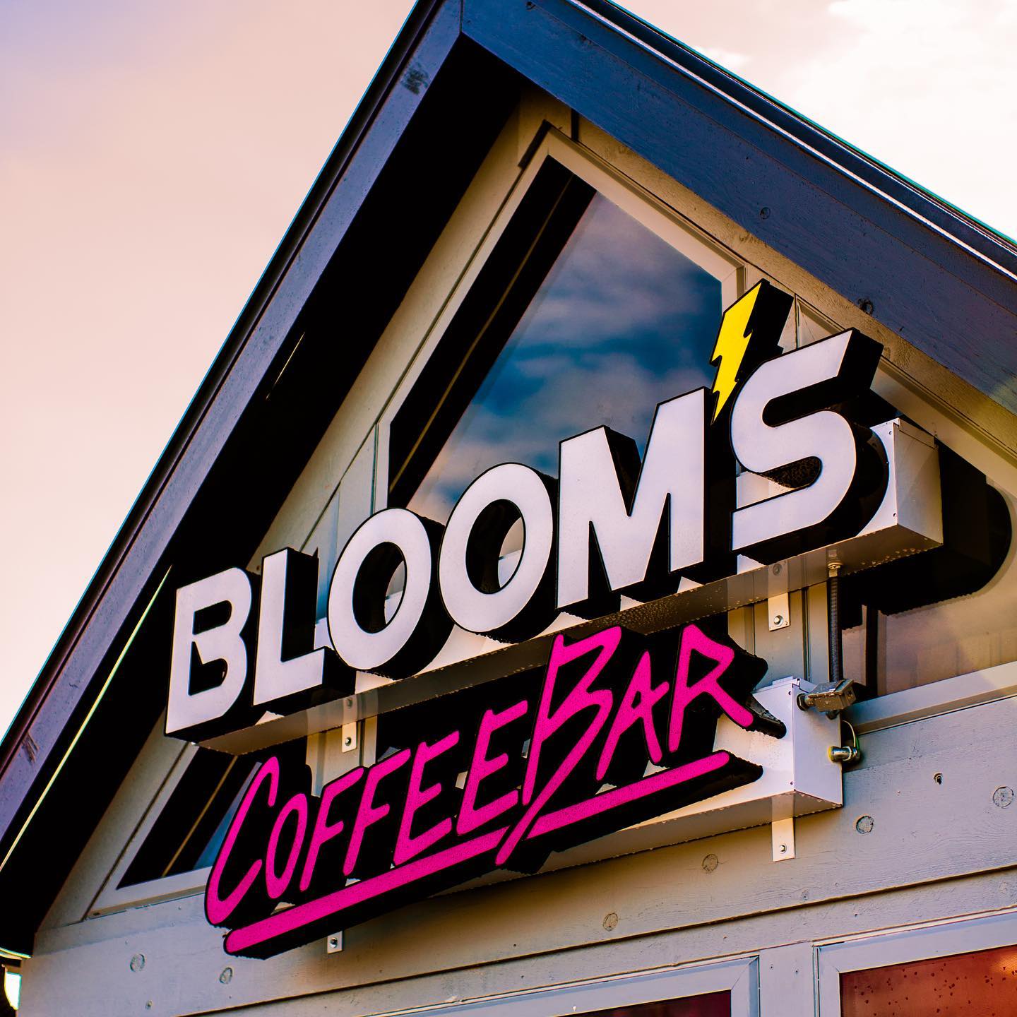 Bloom's Coffee Bar - Bloomington-Normal, Illinois