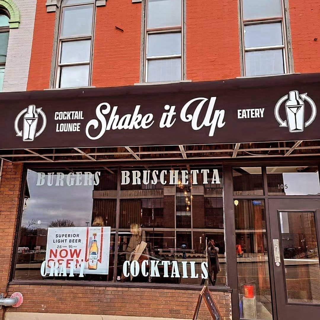 Shake It Up Cocktail Lounge & Eatery - Bloomington-Normal, Illinois
