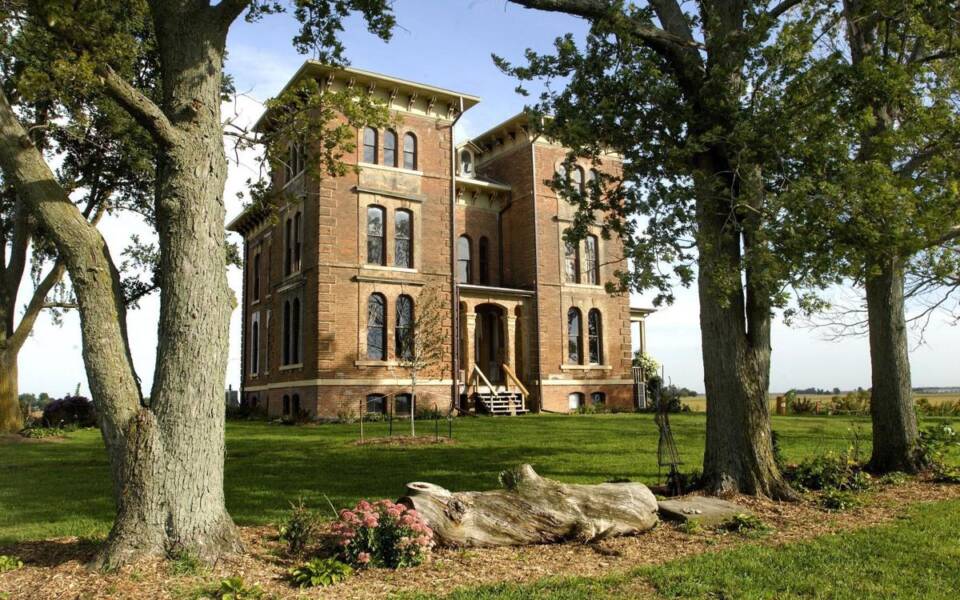 Duncan Manor - Bloomington-Normal, Illinois